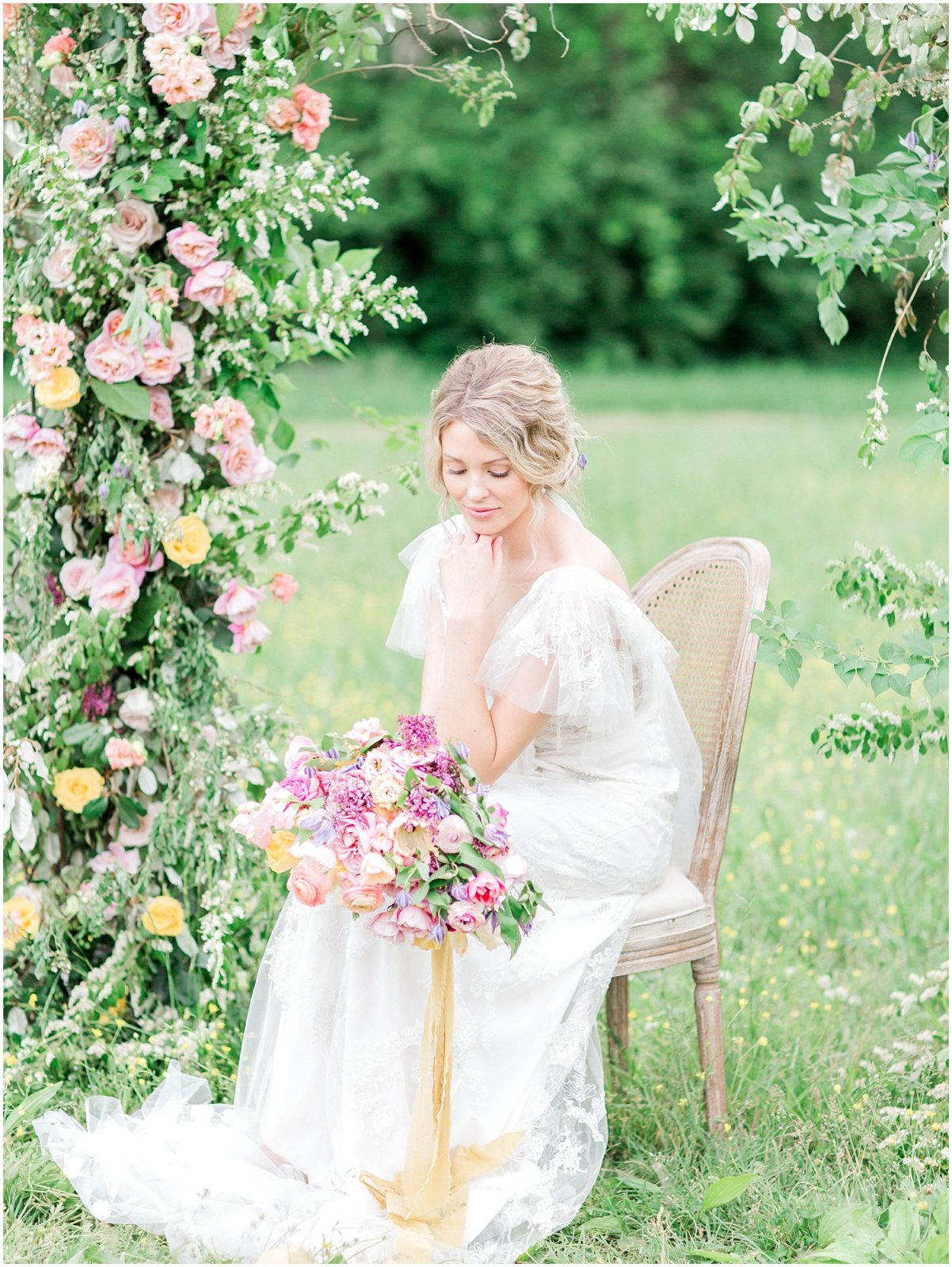 Soft Floral Inspired Editorial - stephaniemasonandco.com